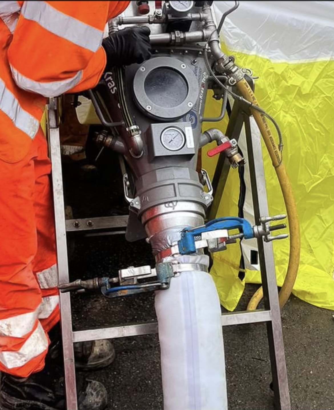 Trenchless Pipeline Relining - Network Solutions - TDMPS